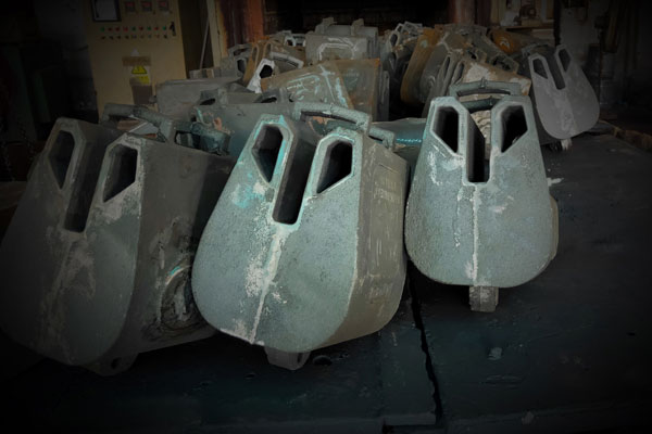 White Iron Wear Blocks & Wear Buttons, Custom Casting & Forging ...